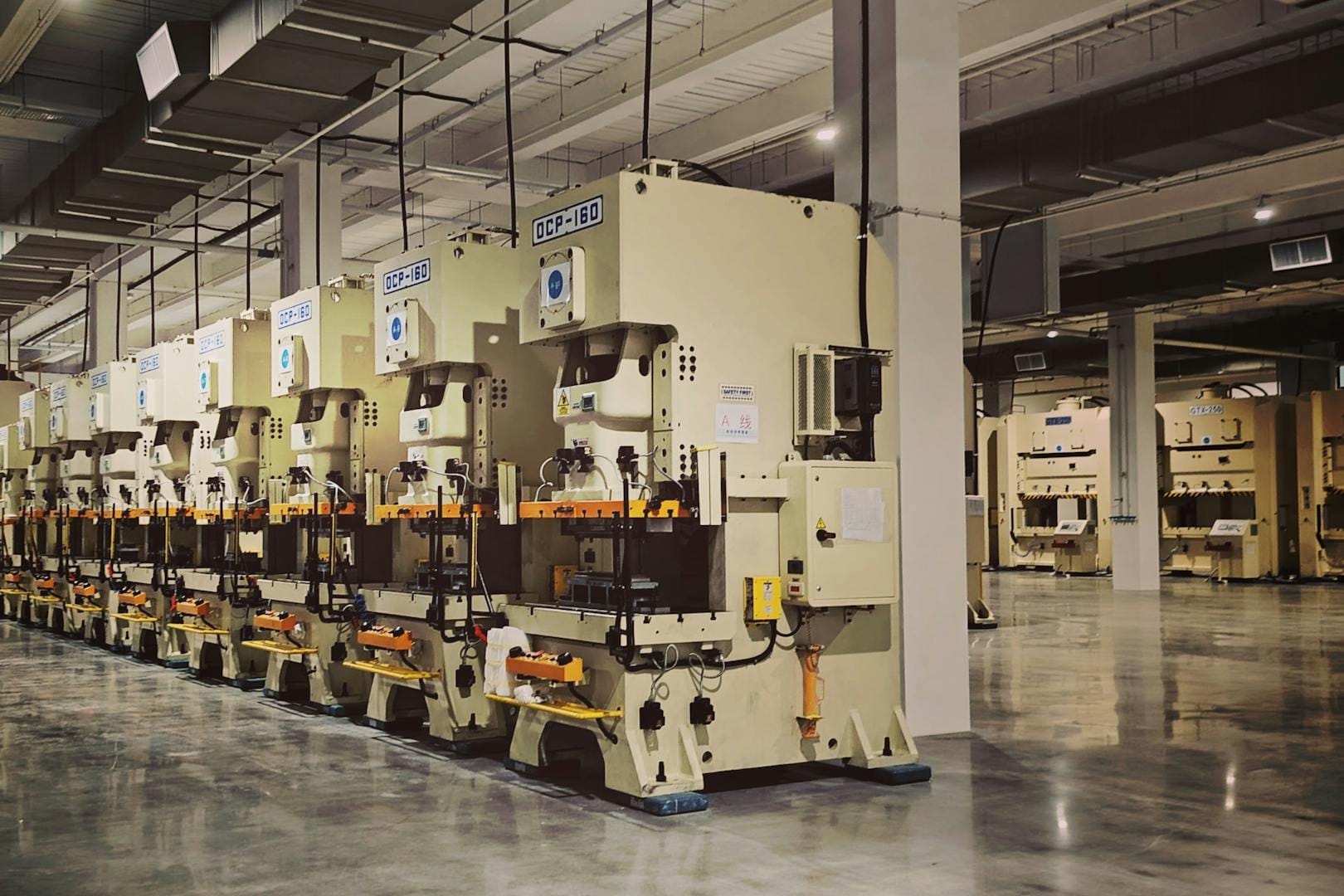 Single Mode vs Multimode Fibre: OM3, OM4 and OS2 Explained - DTECH®